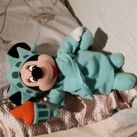 Disney | Toys | Disney Liberty Minnie | Poshmark